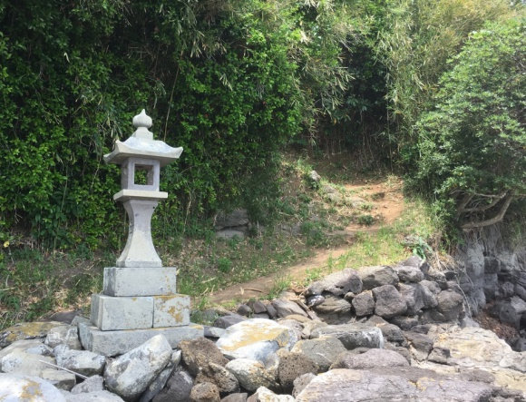 Island Shrine - Green Shinto